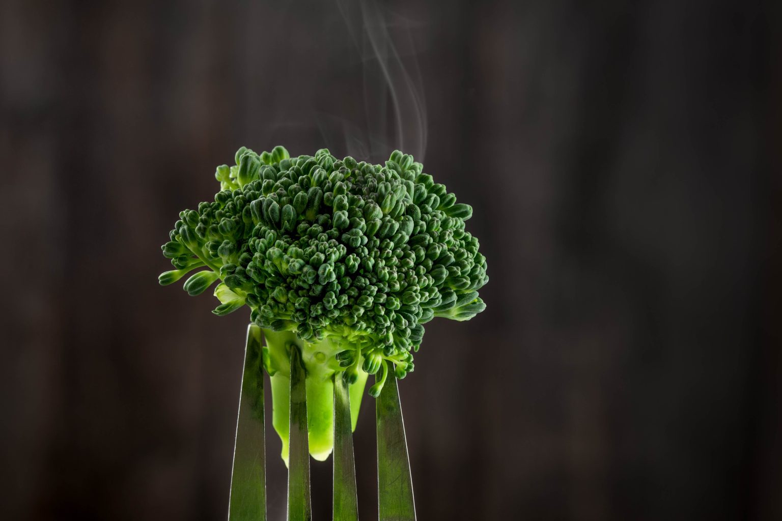 Unlocking the Skin-Sational Benefits of Broccoli for your Skin